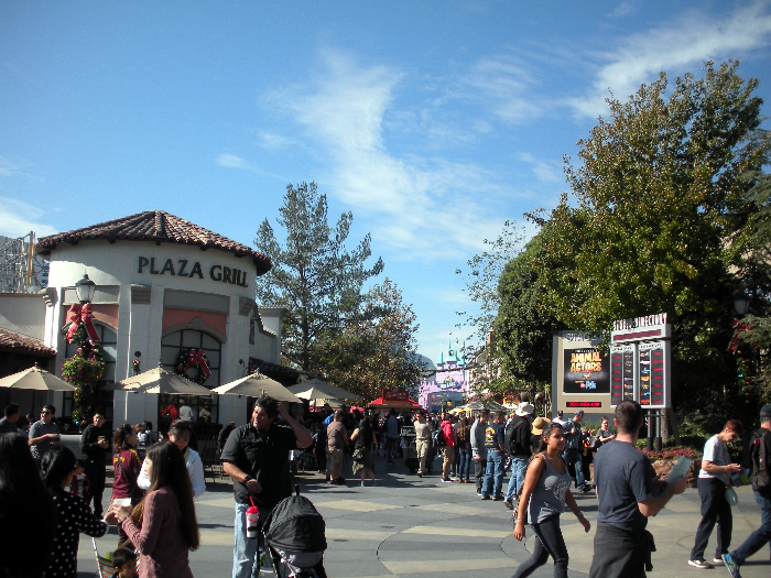 USA Picture Information: Plaza Grill in Citywalk at Universal Studios
